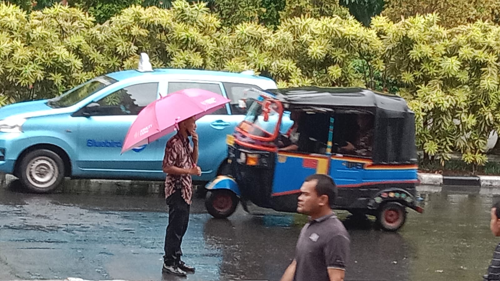 BMKG : Waspada Hujan Dengan Intensitas Sedang Sampai Lebat Yang Dapat Disertai Petir Dan Angin ...